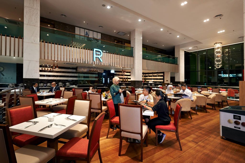 Restaurant – Purest Hotel